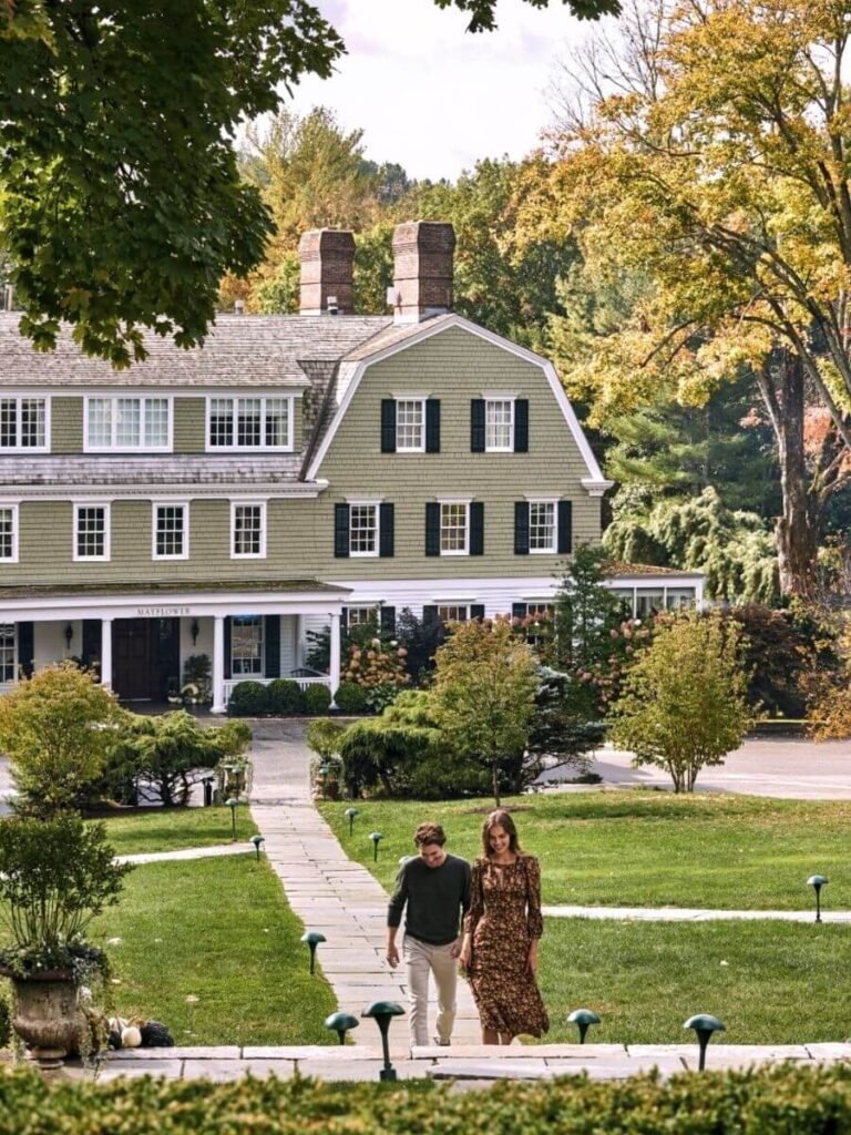 12 Cozy Small Towns That Feel Straight Out of Gilmore Girls - A ...